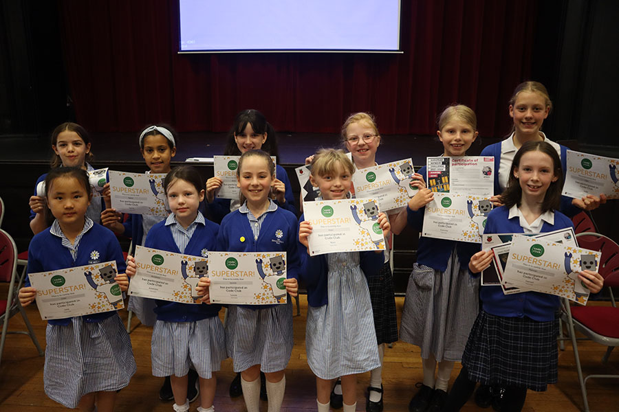 Junior Code Club host Show & Tell - The Mount School