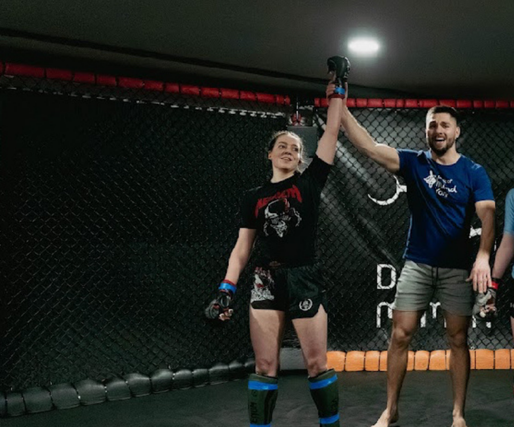 Mount Girl Betsy Wins her First MMA Fight - The Mount School